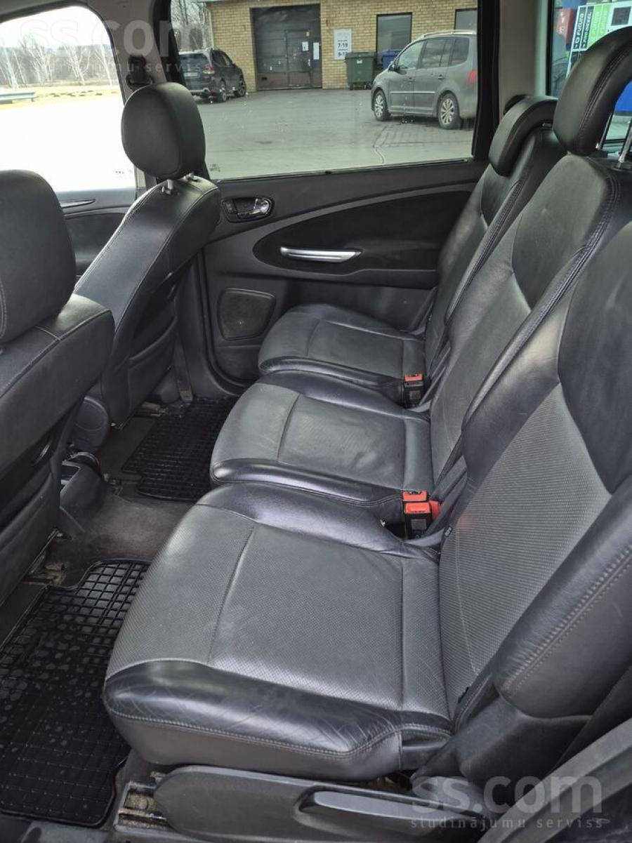 Melns Ford Galaxy 2009 Kuldīga, ar dzinēja tilpumu 2.00 L un nobraukumu 499 tūkst. km par 1900 €, foto 6 vietnē AUTOMOTO.COM.LV