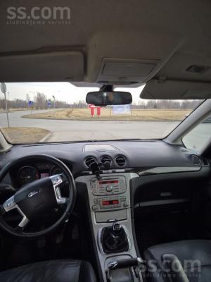Melns Ford Galaxy 2009 Kuldīga, ar dzinēja tilpumu 2.00 L un nobraukumu 499 tūkst. km par 1900 €, foto 7 vietnē AUTOMOTO.COM.LV