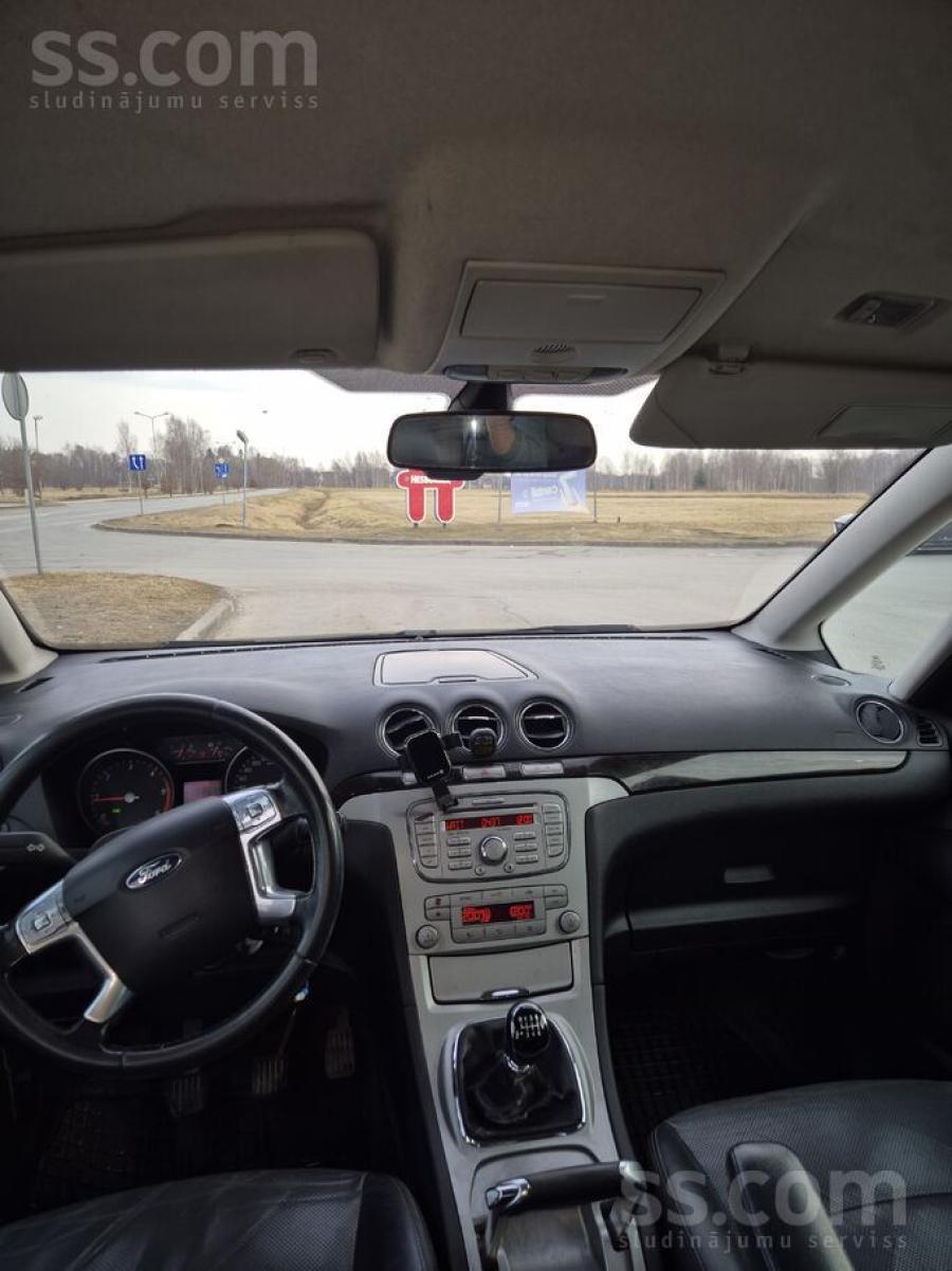 Melns Ford Galaxy 2009 Kuldīga, ar dzinēja tilpumu 2.00 L un nobraukumu 499 tūkst. km par 1900 €, foto 7 vietnē AUTOMOTO.COM.LV