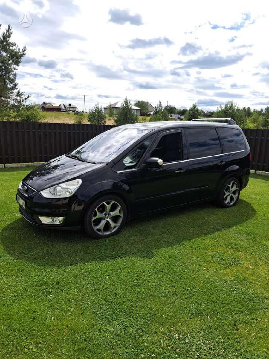 Black Ford Galaxy 2009 in Trakai, with an engine capacity of 2.26 L and mileage of 274 thousand km for 4000 €, photo 1 on AUTOMOTO.COM.LV