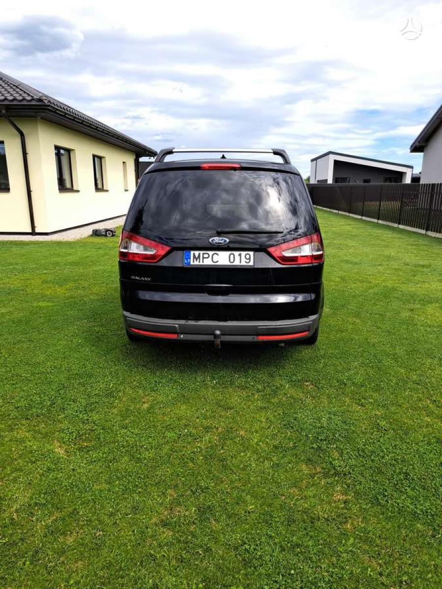 Black Ford Galaxy 2009 in Trakai, with an engine capacity of 2.26 L and mileage of 274 thousand km for 4000 €, photo 6 on AUTOMOTO.COM.LV