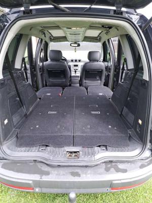 Black Ford Galaxy 2009 in Trakai, with an engine capacity of 2.26 L and mileage of 274 thousand km for 4000 €, photo 13 on AUTOMOTO.COM.LV