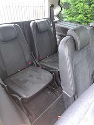 Black Ford Galaxy 2009 in Trakai, with an engine capacity of 2.26 L and mileage of 274 thousand km for 4000 €, photo 15 on AUTOMOTO.COM.LV