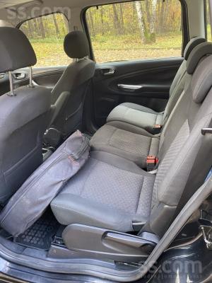 Melns Ford Galaxy 2009 Rīga, ar dzinēja tilpumu 2.00 L un nobraukumu 0 tūkst. km par 1590 €, foto 8 vietnē AUTOMOTO.COM.LV
