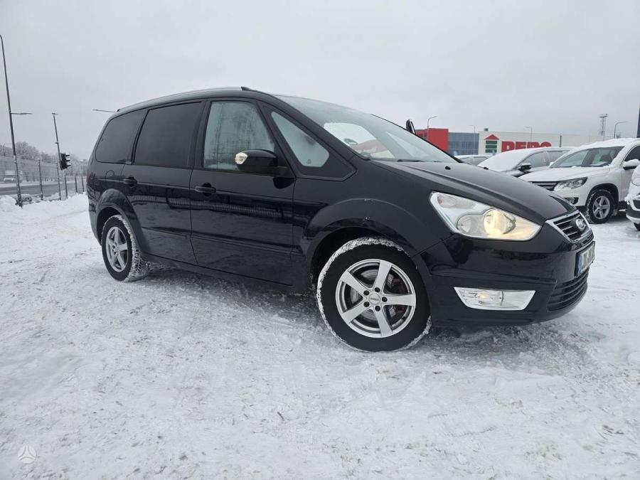 Melns Ford Galaxy 2010 Kauņa, ar dzinēja tilpumu 2.00 L un nobraukumu 245 tūkst. km par 4650 €, foto 25 vietnē AUTOMOTO.COM.LV