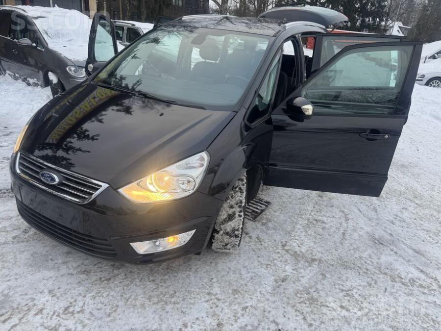 Black Ford Galaxy 2010 in Riga, with an engine capacity of 2.00 L and mileage of 230 thousand km for 5250 €, photo 6 on AUTOMOTO.COM.LV
