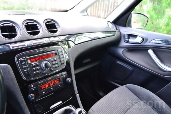 Melns Ford Galaxy 2010 Rīga, ar dzinēja tilpumu 2.00 L un nobraukumu 270 tūkst. km par 3650 €, foto 9 vietnē AUTOMOTO.COM.LV