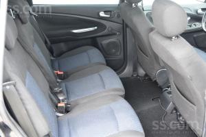 Black Ford Galaxy 2010 in Riga, with an engine capacity of 2.00 L and mileage of 305 thousand km for 4990 €, photo 13 on AUTOMOTO.COM.LV