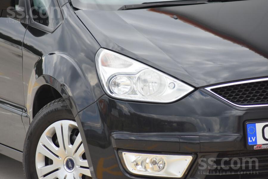 Black Ford Galaxy 2010 in Riga, with an engine capacity of 2.00 L and mileage of 305 thousand km for 4990 €, photo 15 on AUTOMOTO.COM.LV