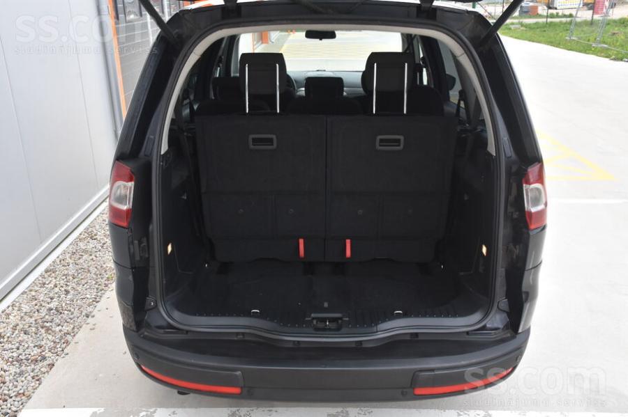 Black Ford Galaxy 2010 in Riga, with an engine capacity of 2.00 L and mileage of 305 thousand km for 4990 €, photo 20 on AUTOMOTO.COM.LV