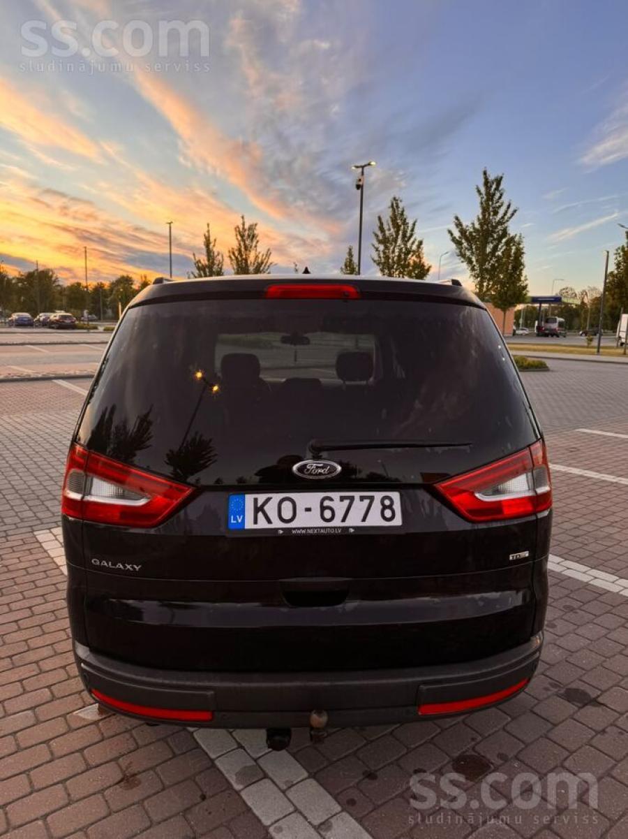 Melns Ford Galaxy 2010 Ventspils, ar dzinēja tilpumu 2.00 L un nobraukumu 367 tūkst. km par 4600 €, foto 4 vietnē AUTOMOTO.COM.LV
