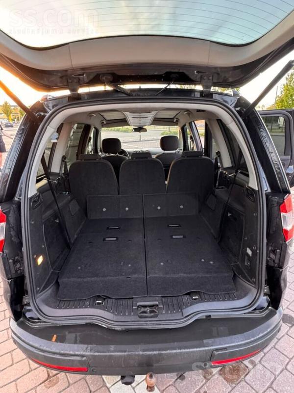 Melns Ford Galaxy 2010 Ventspils, ar dzinēja tilpumu 2.00 L un nobraukumu 371 tūkst. km par 3499 €, foto 5 vietnē AUTOMOTO.COM.LV