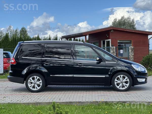 Black Ford Galaxy 2010 in Cesis, with an engine capacity of 2.00 L and mileage of 237 thousand km for 6950 €, photo 6 on AUTOMOTO.COM.LV
