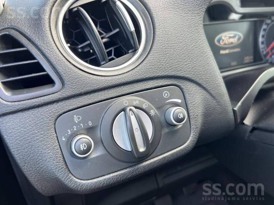 Melns Ford Galaxy 2010 Cēsis, ar dzinēja tilpumu 2.00 L un nobraukumu 237 tūkst. km par 6950 €, foto 17 vietnē AUTOMOTO.COM.LV
