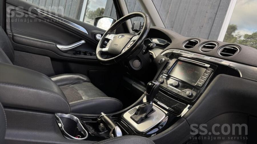 Black Ford Galaxy 2010 in Riga, with an engine capacity of 2.00 L and mileage of 0 thousand km for 3250 €, photo 15 on AUTOMOTO.COM.LV