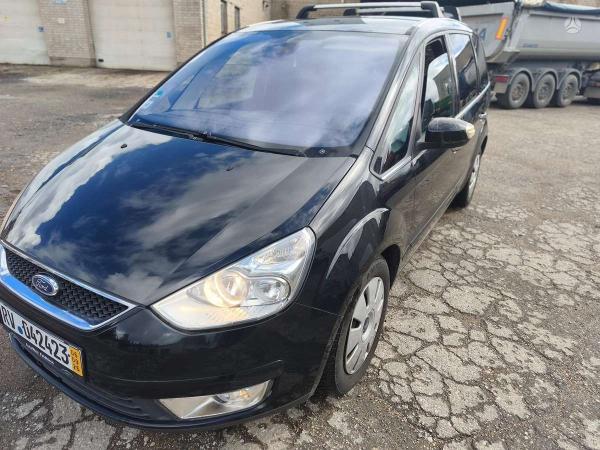 Ford Galaxy 2010 Utena vietnē Melns Ford Galaxy 2010 Utena, ar dzinēja tilpumu 2.00 L un nobraukumu 294 tūkst. km par 3350 €, foto 4 vietnē AUTOMOTO.COM.LV
