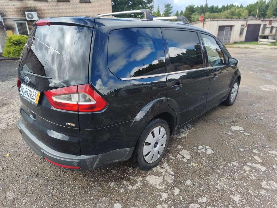 Melns Ford Galaxy 2010 Utena, ar dzinēja tilpumu 2.00 L un nobraukumu 294 tūkst. km par 3350 €, foto 10 vietnē AUTOMOTO.COM.LV