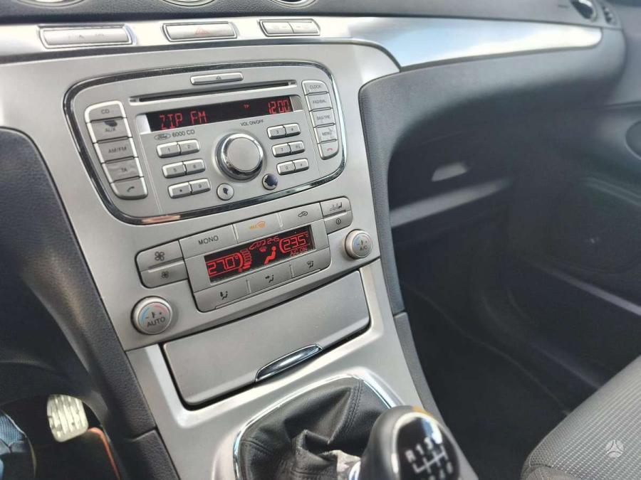 Melns Ford Galaxy 2010 Utena, ar dzinēja tilpumu 2.00 L un nobraukumu 294 tūkst. km par 3350 €, foto 13 vietnē AUTOMOTO.COM.LV