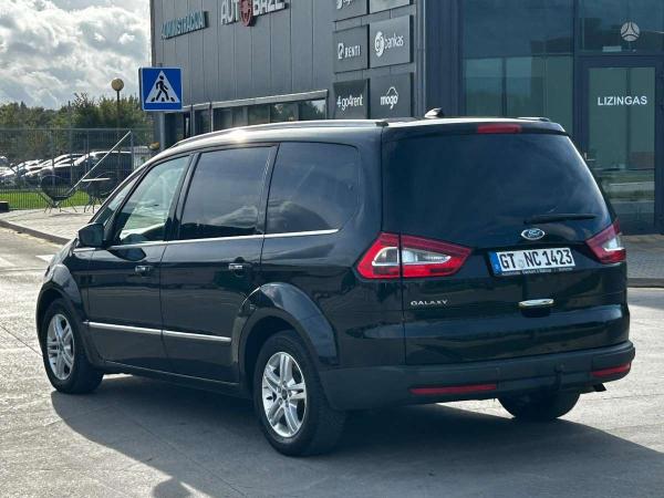 Ford Galaxy 2010 Šauļi vietnē Melns Ford Galaxy 2010 Šauļi, ar dzinēja tilpumu 2.20 L un nobraukumu 257 tūkst. km par 4450 €, foto 6 vietnē AUTOMOTO.COM.LV