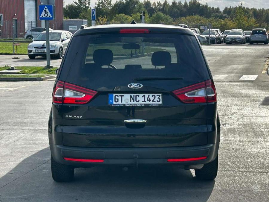 Melns Ford Galaxy 2010 Šauļi, ar dzinēja tilpumu 2.20 L un nobraukumu 257 tūkst. km par 4450 €, foto 7 vietnē AUTOMOTO.COM.LV