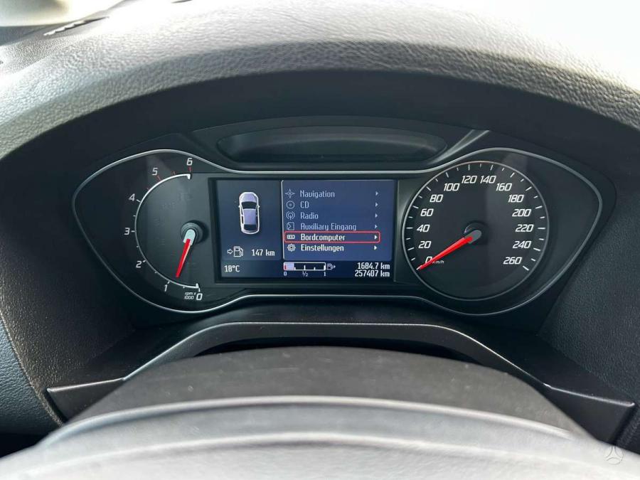 Melns Ford Galaxy 2010 Šauļi, ar dzinēja tilpumu 2.20 L un nobraukumu 257 tūkst. km par 4450 €, foto 12 vietnē AUTOMOTO.COM.LV