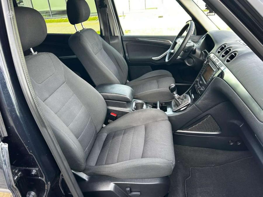 Melns Ford Galaxy 2010 Šauļi, ar dzinēja tilpumu 2.20 L un nobraukumu 257 tūkst. km par 4450 €, foto 15 vietnē AUTOMOTO.COM.LV