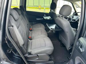 Melns Ford Galaxy 2010 Šauļi, ar dzinēja tilpumu 2.20 L un nobraukumu 257 tūkst. km par 4450 €, foto 19 vietnē AUTOMOTO.COM.LV