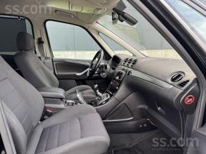 Melns Ford Galaxy 2011 Rīga, ar dzinēja tilpumu 2.00 L un nobraukumu 246 tūkst. km par 6990 €, foto 13 vietnē AUTOMOTO.COM.LV