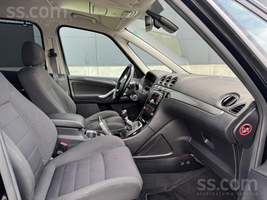 Melns Ford Galaxy 2011 Rīga, ar dzinēja tilpumu 2.00 L un nobraukumu 246 tūkst. km par 6990 €, foto 13 vietnē AUTOMOTO.COM.LV