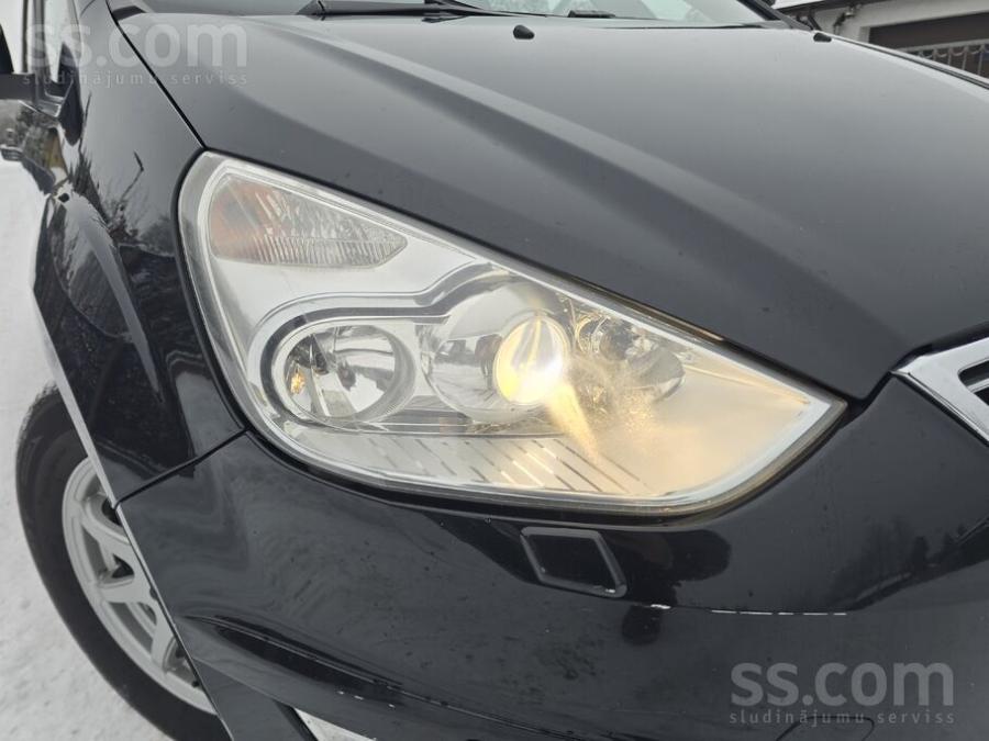 Black Ford Galaxy 2011 in Riga, with an engine capacity of 2.00 L and mileage of 0 thousand km for 3990 €, photo 5 on AUTOMOTO.COM.LV