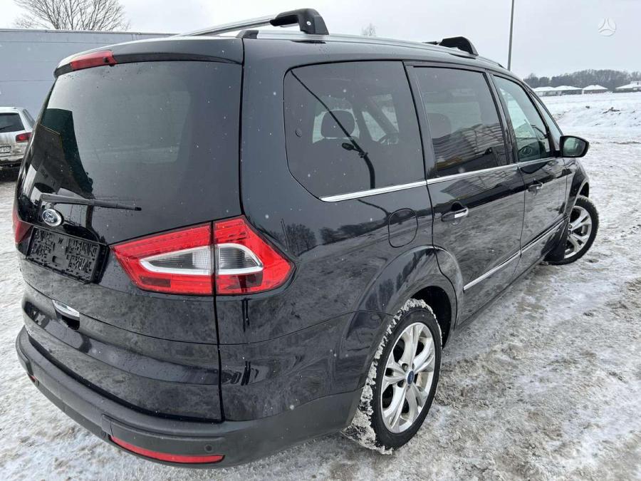 Black Ford Galaxy 2011 in Taurage, with an engine capacity of 1.56 L and mileage of 246 thousand km for 6500 €, photo 4 on AUTOMOTO.COM.LV
