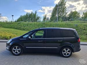 Black Ford Galaxy 2011 in Vilnius, with an engine capacity of 2.00 L and mileage of 307 thousand km for 6350 €, photo 7 on AUTOMOTO.COM.LV