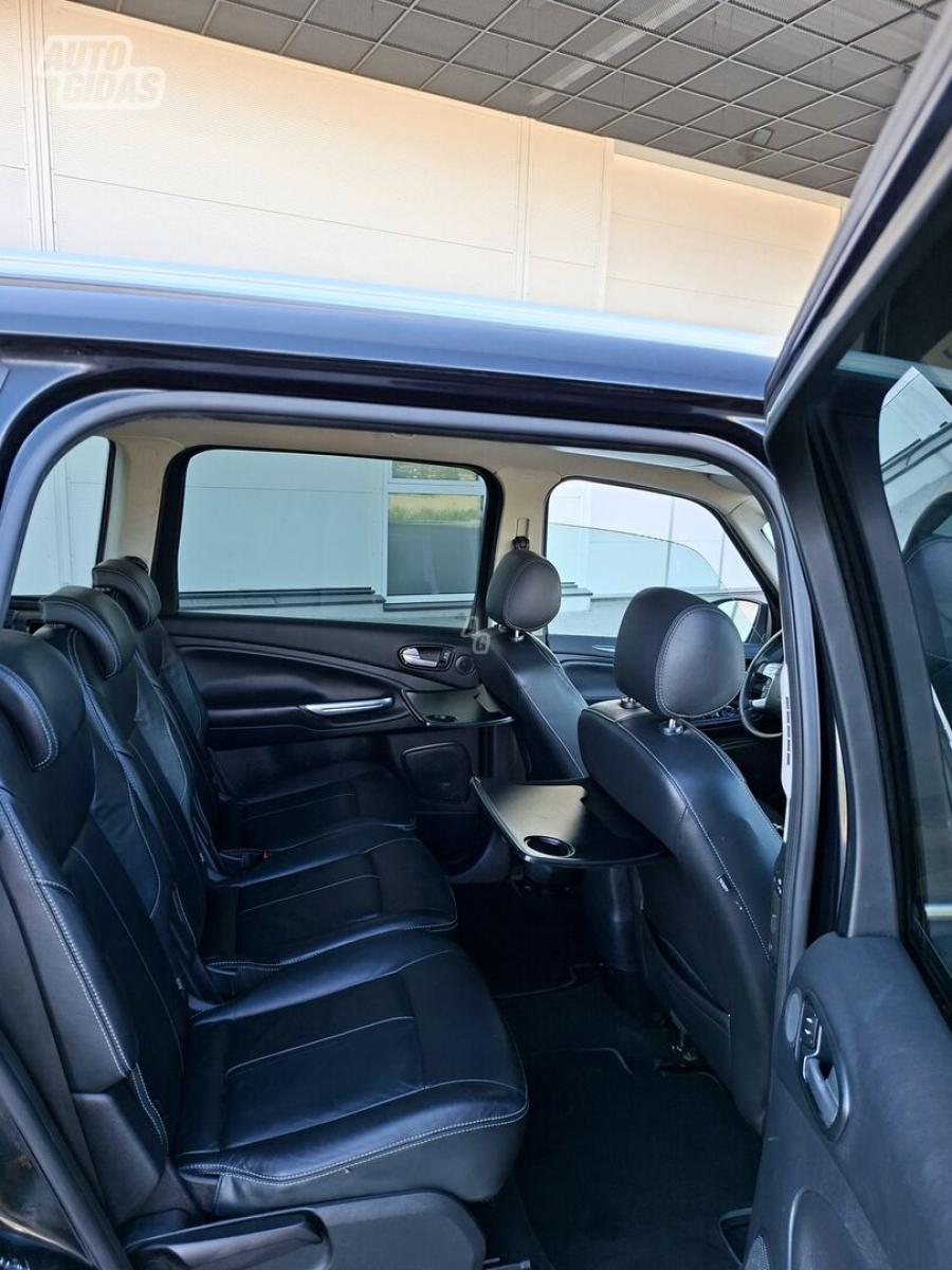 Black Ford Galaxy 2011 in Vilnius, with an engine capacity of 2.00 L and mileage of 307 thousand km for 6350 €, photo 17 on AUTOMOTO.COM.LV