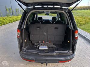 Black Ford Galaxy 2011 in Vilnius, with an engine capacity of 2.00 L and mileage of 307 thousand km for 6350 €, photo 19 on AUTOMOTO.COM.LV