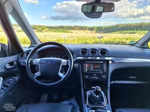 Black Ford Galaxy 2011 in Vilnius, with an engine capacity of 2.00 L and mileage of 307 thousand km for 6350 €, photo 20 on AUTOMOTO.COM.LV