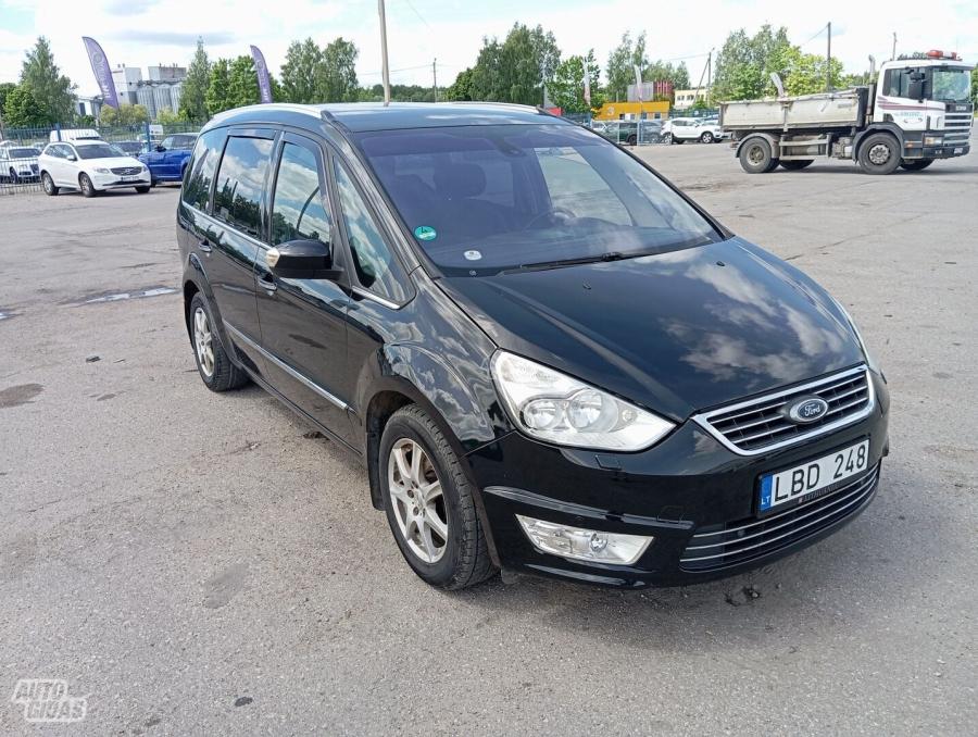 Melns Ford Galaxy 2011 Panevēža, ar dzinēja tilpumu 2.00 L un nobraukumu 328 tūkst. km par 4200 €, foto 3 vietnē AUTOMOTO.COM.LV