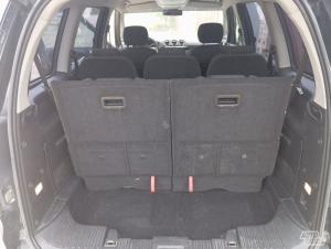 Melns Ford Galaxy 2011 Panevēža, ar dzinēja tilpumu 2.00 L un nobraukumu 328 tūkst. km par 4200 €, foto 15 vietnē AUTOMOTO.COM.LV