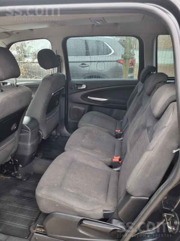 Black Ford Galaxy 2011 in Liepaja, with an engine capacity of 2.00 L and mileage of 259 thousand km for 4000 €, photo 9 on AUTOMOTO.COM.LV