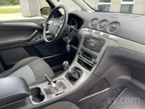 Black Ford Galaxy 2011 in Jurmala, with an engine capacity of 2.00 L and mileage of 0 thousand km for 5650 €, photo 32 on AUTOMOTO.COM.LV