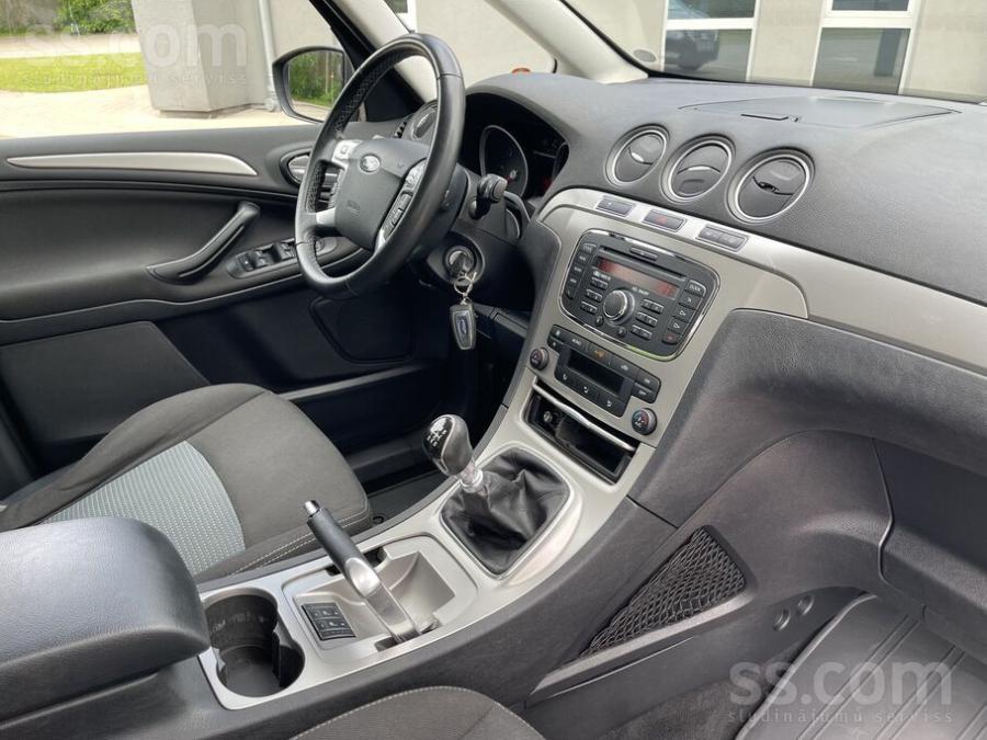 Black Ford Galaxy 2011 in Jurmala, with an engine capacity of 2.00 L and mileage of 0 thousand km for 5650 €, photo 32 on AUTOMOTO.COM.LV