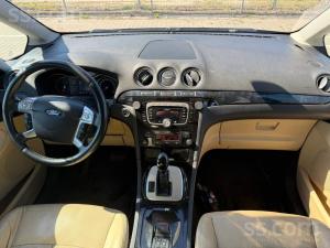 Melns Ford Galaxy 2011 Rīga, ar dzinēja tilpumu 2.00 L un nobraukumu 330 tūkst. km par 4400 €, foto 6 vietnē AUTOMOTO.COM.LV