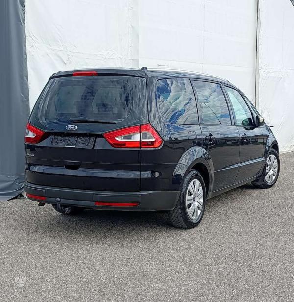 Melns Ford Galaxy 2011 Kauņa, ar dzinēja tilpumu 2.00 L un nobraukumu 268 tūkst. km par 3950 €, foto 4 vietnē AUTOMOTO.COM.LV