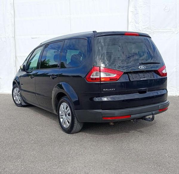 Melns Ford Galaxy 2011 Kauņa, ar dzinēja tilpumu 2.00 L un nobraukumu 268 tūkst. km par 3950 €, foto 6 vietnē AUTOMOTO.COM.LV