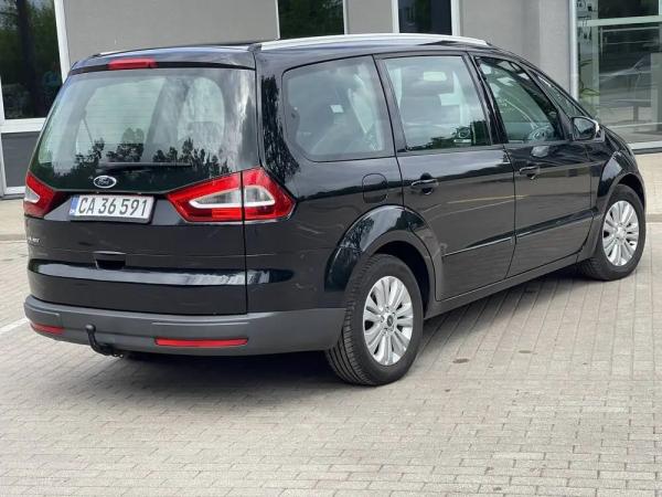 Melns Ford Galaxy 2011 Jūrmala, ar dzinēja tilpumu 2.00 L un nobraukumu 246 tūkst. km par 5650 €, foto 2 vietnē AUTOMOTO.COM.LV