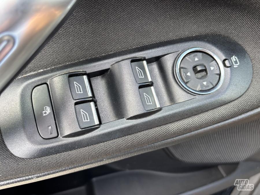 Melns Ford Galaxy 2011 Pasvalys, ar dzinēja tilpumu 2.00 L un nobraukumu 314 tūkst. km par 4850 €, foto 21 vietnē AUTOMOTO.COM.LV