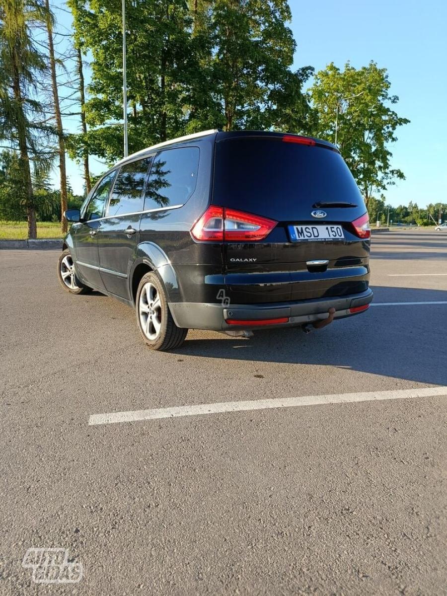 Black Ford Galaxy 2011 in Panevezys, with an engine capacity of 2.00 L and mileage of 247 thousand km for 4500 €, photo 6 on AUTOMOTO.COM.LV