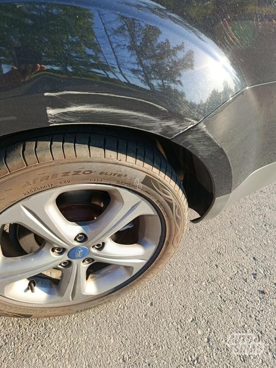 Black Ford Galaxy 2011 in Panevezys, with an engine capacity of 2.00 L and mileage of 247 thousand km for 4500 €, photo 14 on AUTOMOTO.COM.LV