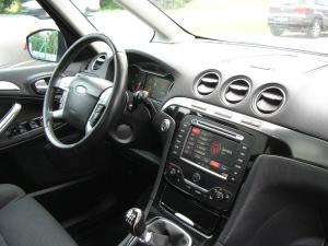 Melns Ford Galaxy 2011 Sigulda, ar dzinēja tilpumu 2.00 L un nobraukumu 213 tūkst. km par 7250 €, foto 31 vietnē AUTOMOTO.COM.LV