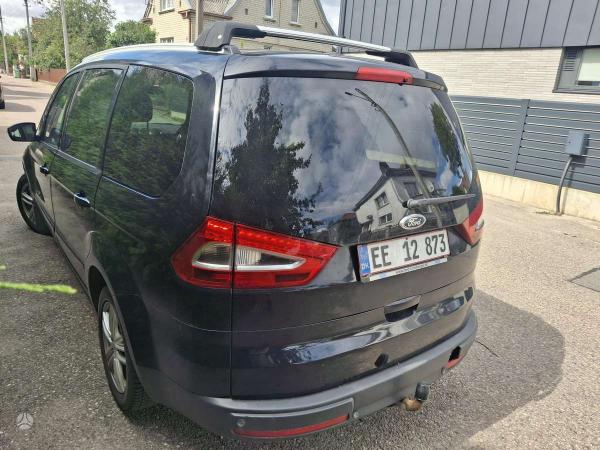 Black Ford Galaxy 2011 in Kaunas, with an engine capacity of 2.00 L and mileage of 298 thousand km for 3250 €, photo 2 on AUTOMOTO.COM.LV