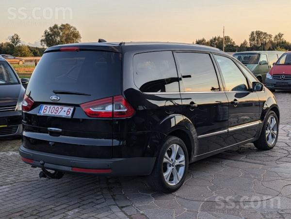 Black Ford Galaxy 2011 in Liepaja, with an engine capacity of 2.00 L and mileage of 237 thousand km for 6300 €, photo 3 on AUTOMOTO.COM.LV